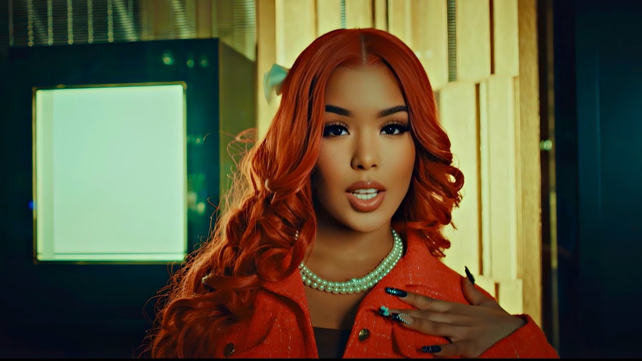 Queen Parker - 50/50 🥰 (Official Video ) 💖 - YouTube
