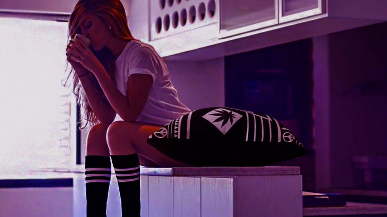 The Stoner Pillow, That Comes With 420 Swag - YouTube