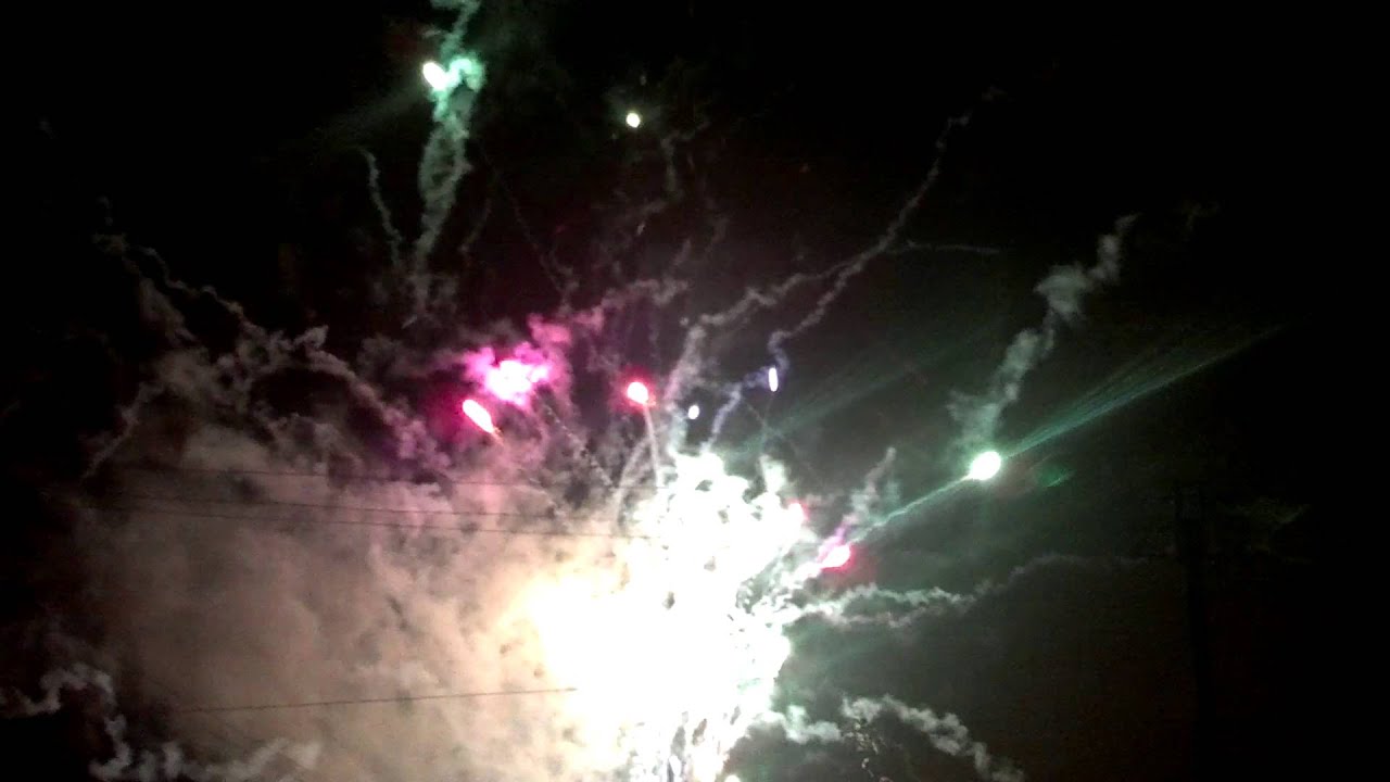 River Rat Fireworks. Richmond, Indiana 7/6/13 - YouTube
