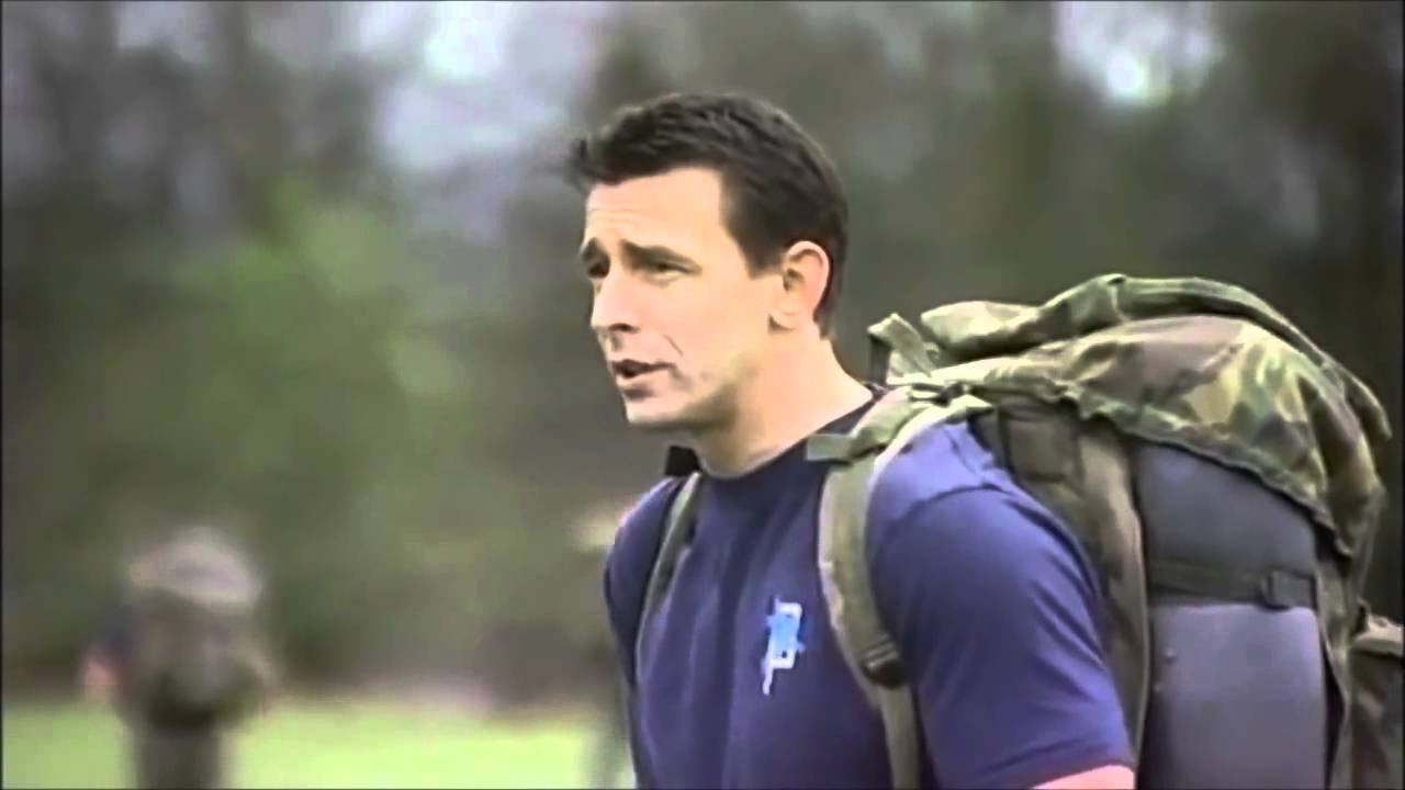 Parachute Regiment World Boxing Champion attempts P Company P COY - YouTube