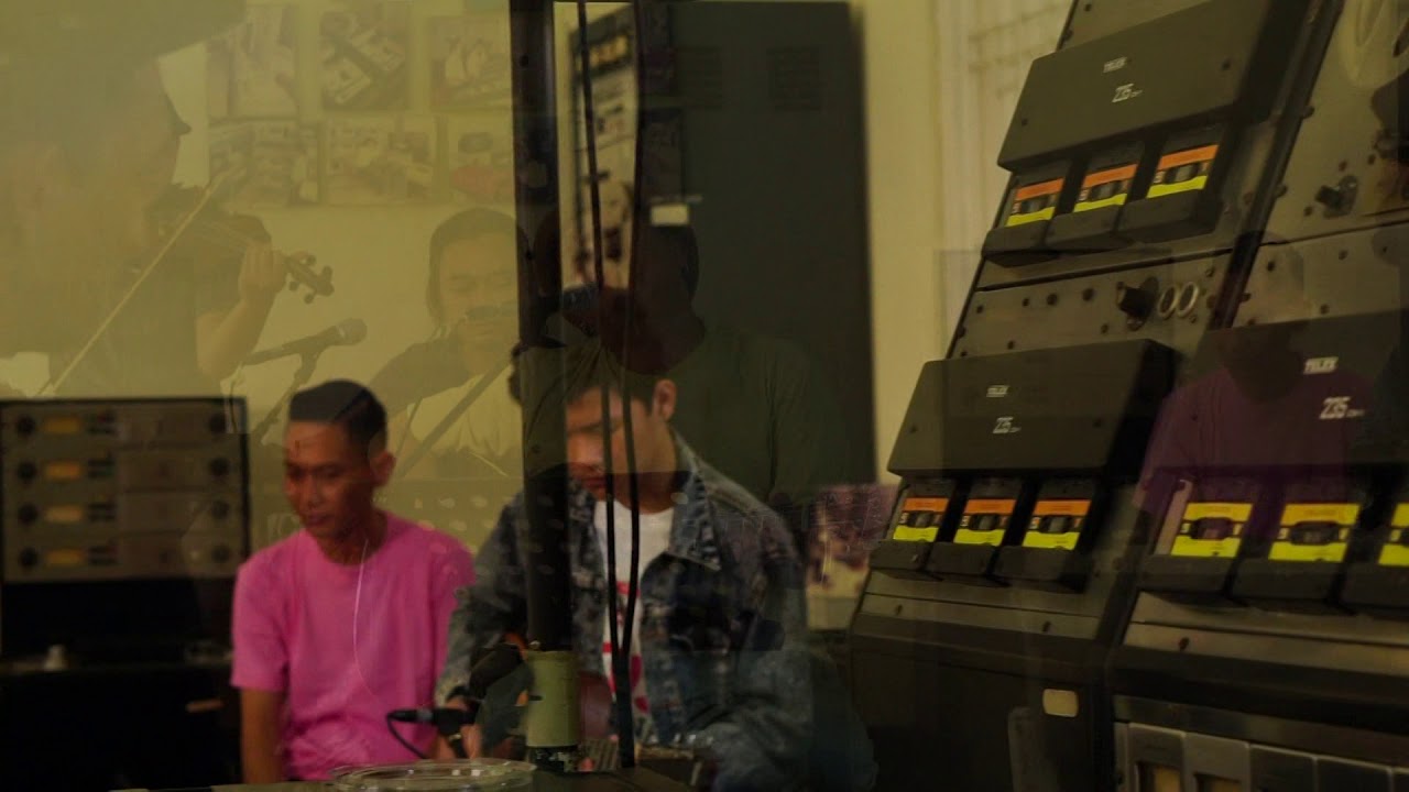 live record with Alex La Major - YouTube