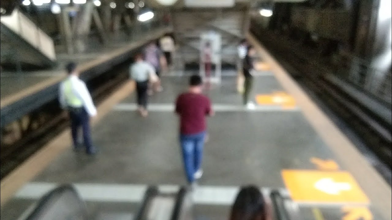 WATCH : Riding The Philippines MRT Commuter train from Shaw blvd. to ...