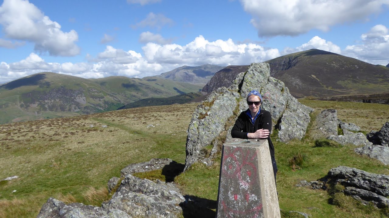 Moel Tryfan Walk, Snowdonia National Park Walks In Gwynedd, Wales, UK ...