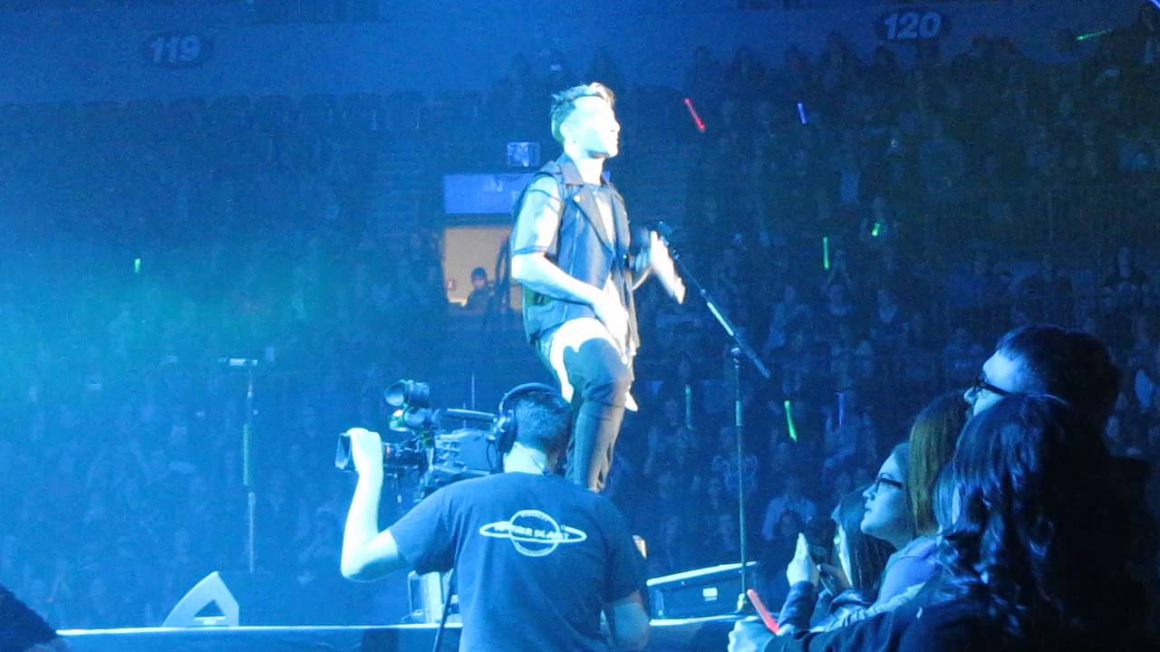 Hedley Hello World Tour - Never Too Late Medley - YouTube
