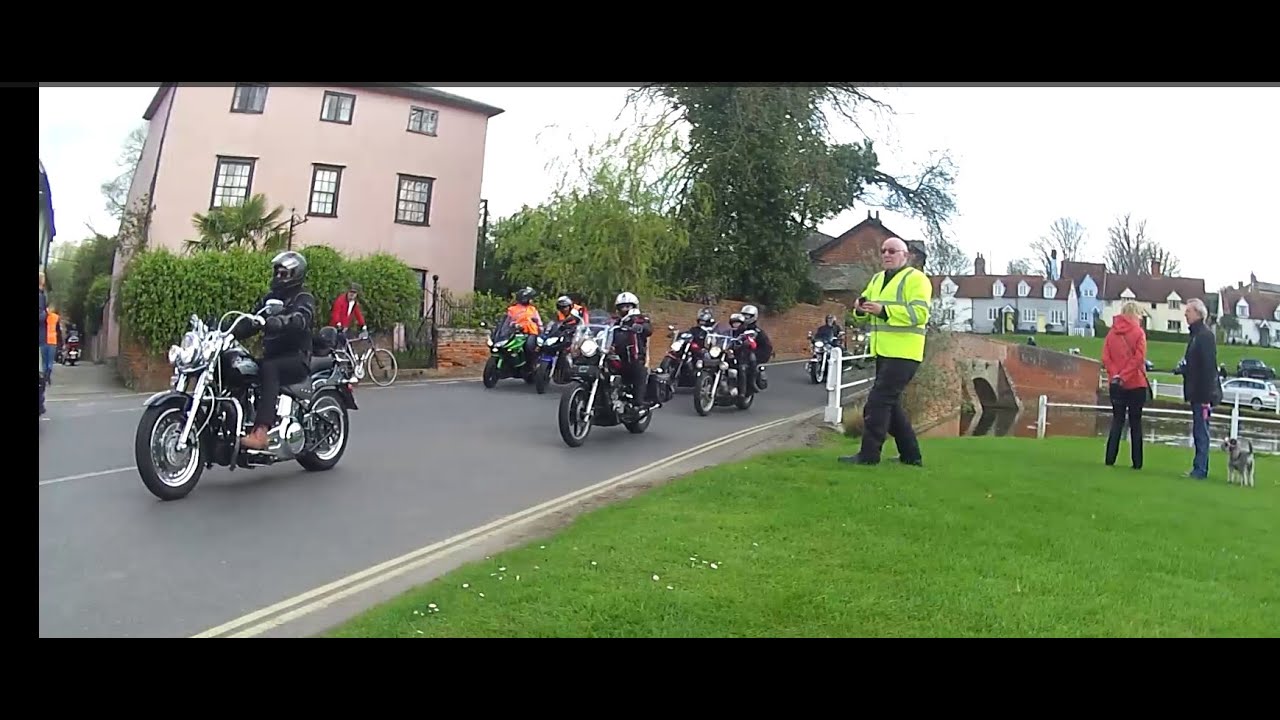 THE BOMB RUN 2017 to FINCHINGFEILD - YouTube