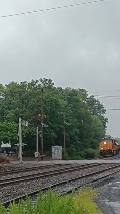 Csx 1877 ES44AH "C&EI" Heritage Unit Leads Csx M403! #csx #1877 #heritage #train #shorts - YouTube