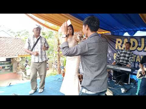 kehilangan /cover/ Miss Dewi bareng radjata entertainment