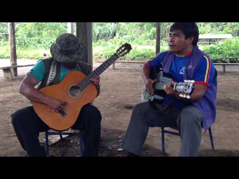 Comunidad Achuar IWIA: Hmnos. Jorge y Jacinto Caringkia con tema AJAPA IKIUSMIAJAI