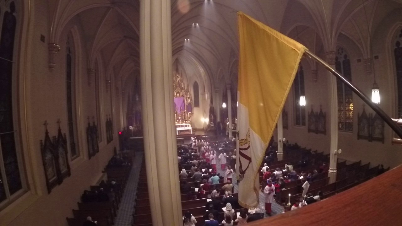 Holy Thursday 2017 - Video 6 (Eucharistic Procession) - YouTube