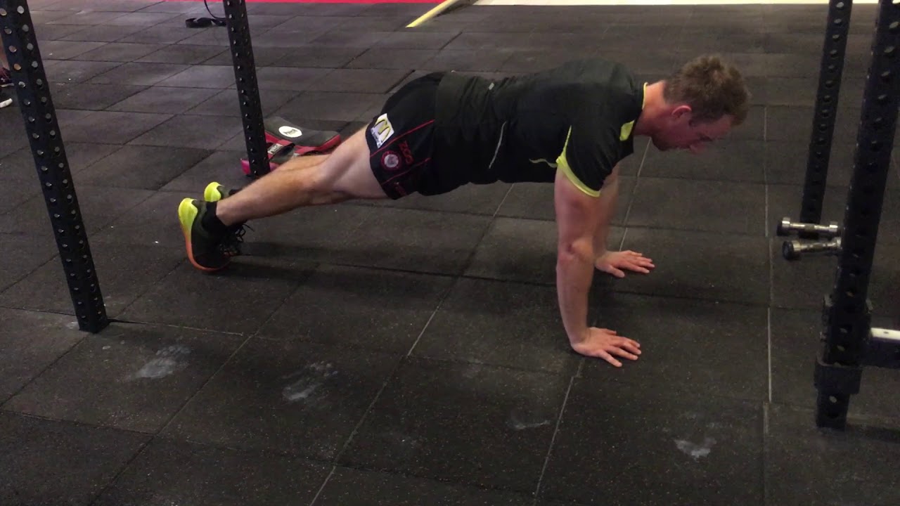 Gecko push up - YouTube
