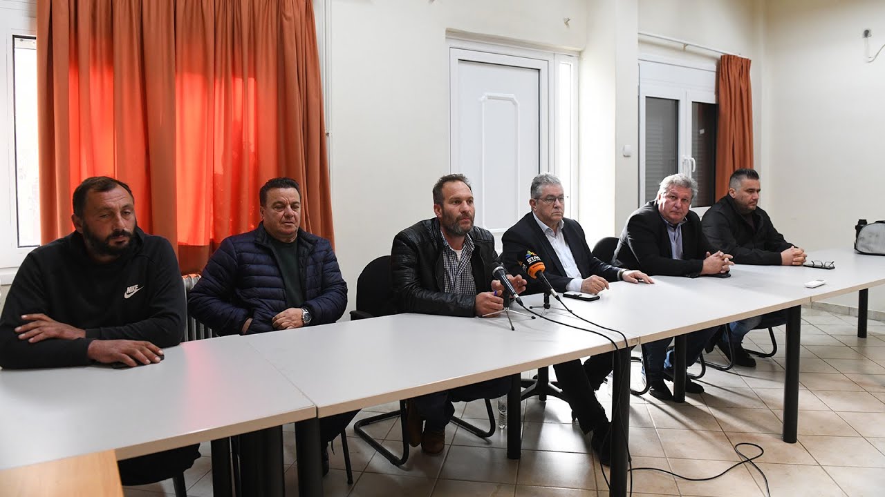 Ο Π. Πολίτης στη συνάντηση με τον ΓΓ της ΚΕ του ΚΚΕ, Δ. Κουτσούμπα ...