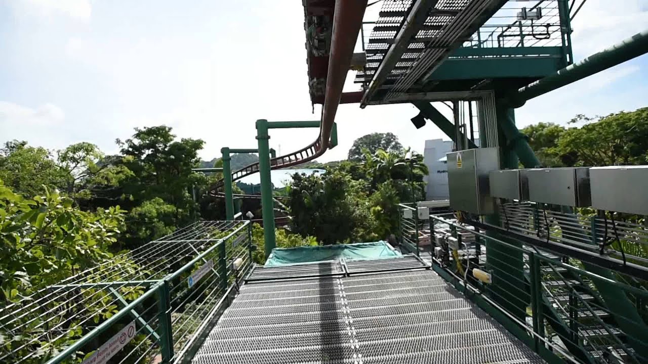 Canopy Flyer - Universal Studios Singapore - YouTube