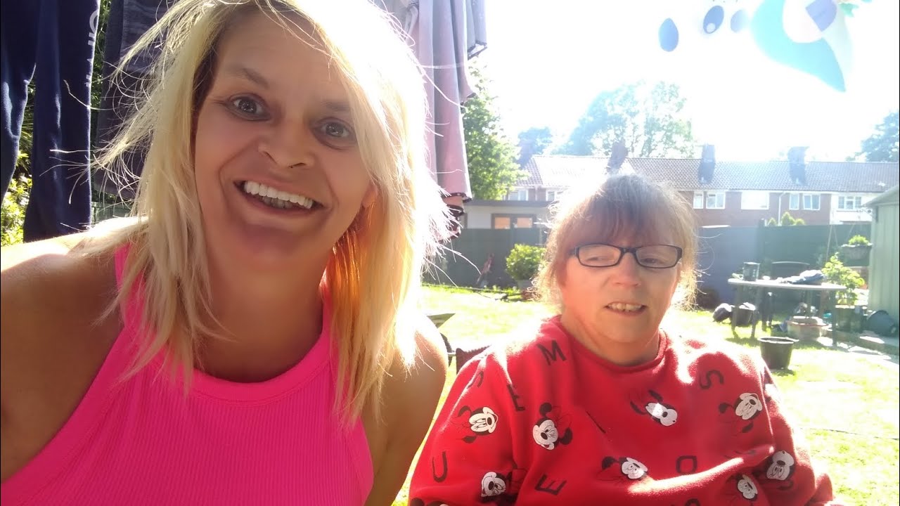 With Hayley her day today ️😀 - YouTube