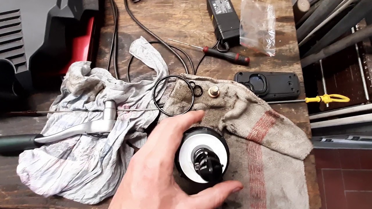 Mercedes benz b250 w246 замена масла oil change - YouTube