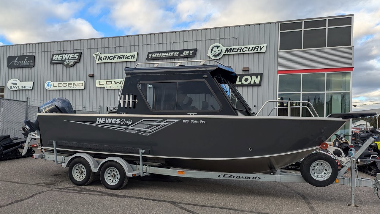 Hewescraft 220 Ocean Pro - YouTube