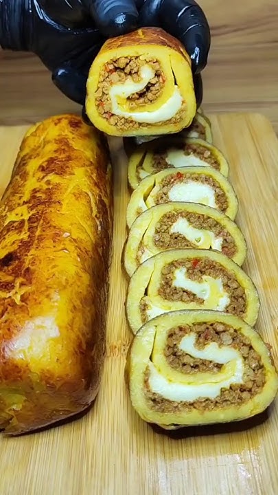 Cómo preparar rollo de plátano maduro relleno de carne 🤤 - YouTube