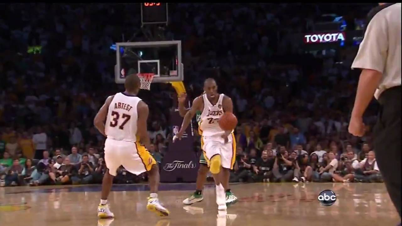 [BB] NBA Finals 2010 Game 2 - Kobe long 3 720HD - YouTube
