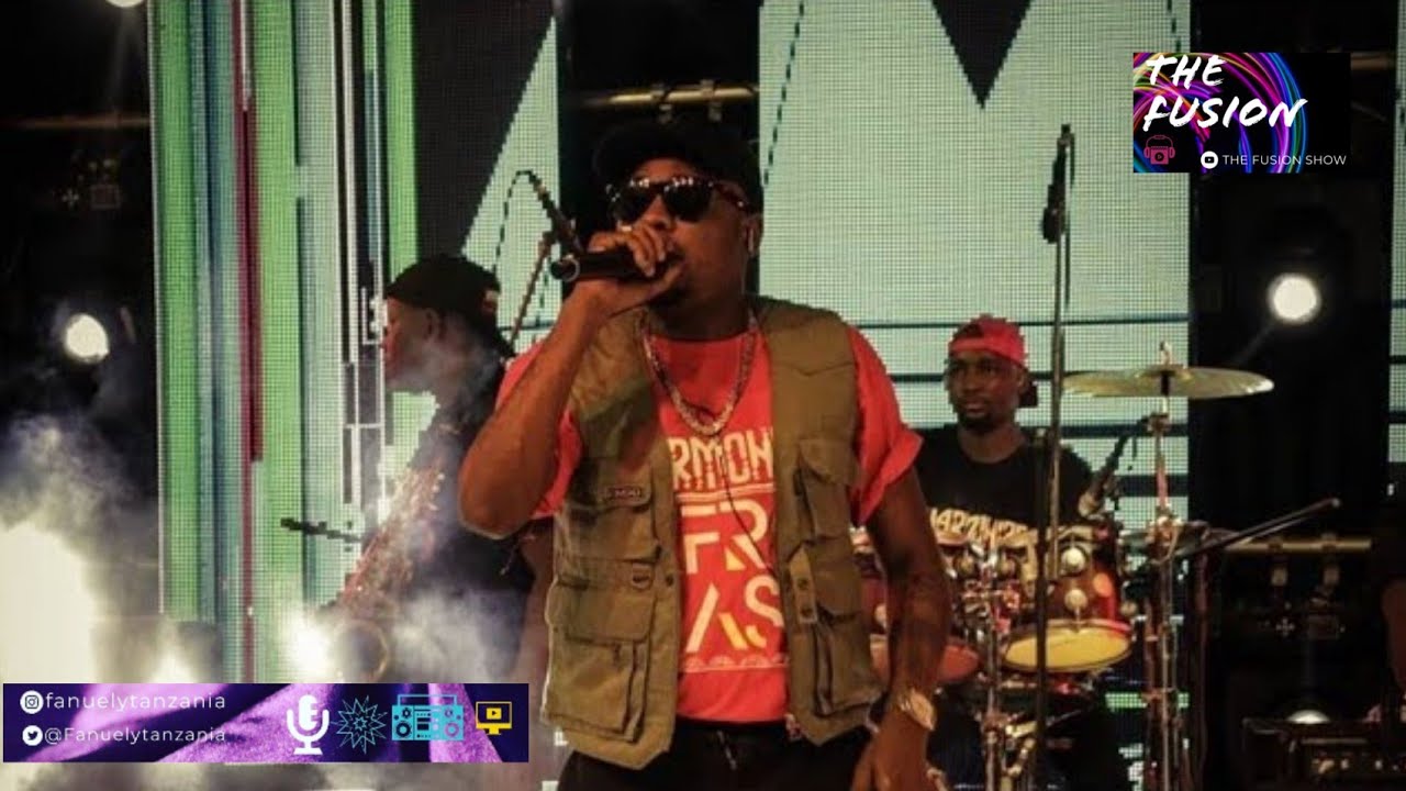 Harmonize alivyompandisha Q Chillah Kwenye Stage (Live Performance/Afro ...