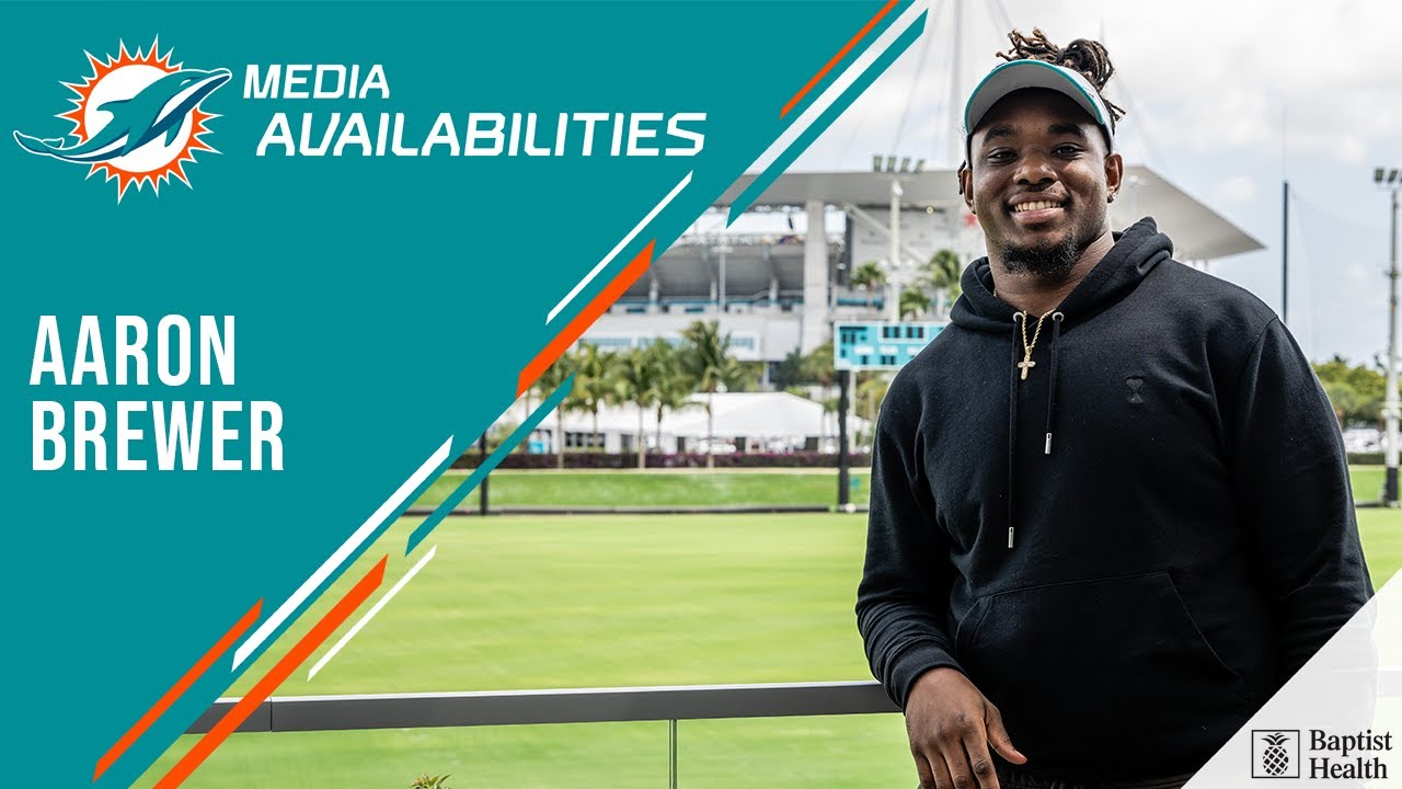 Aaron Brewer meets with the media | Miami Dolphins - YouTube