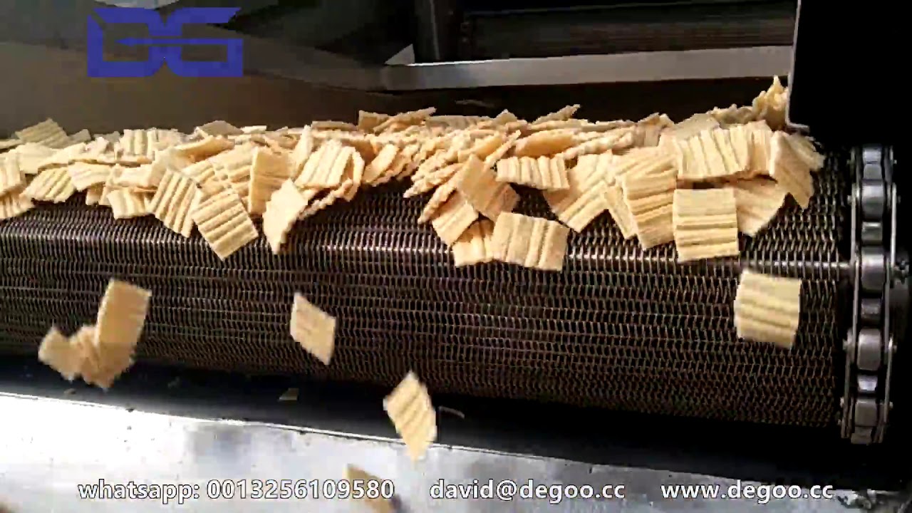 How Crispy Squre Chips Wave Chips Frying Snacks Sala Snacks is Made ...