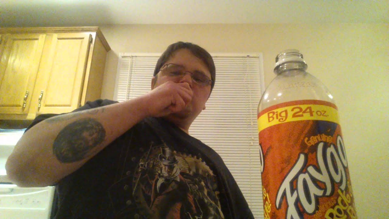 Dude eats a box of 24 crayons - YouTube