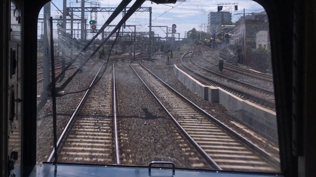 Comeng Cab Veiw Southern Cross to North Melbourne - YouTube