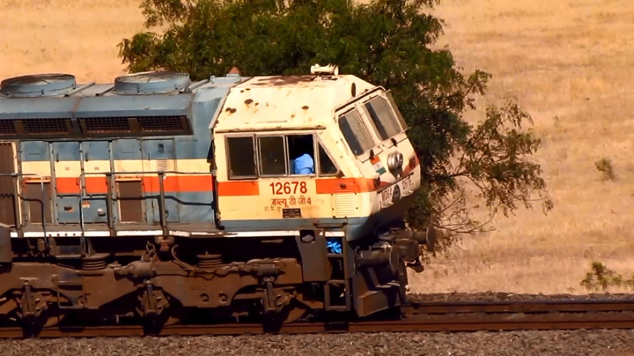 Goods Railroad Snake through ranjangaon. - YouTube