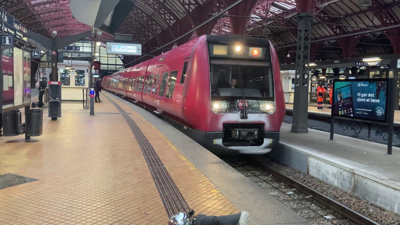DSB - Danish S train - Copenhagen Central stations the A line with snow ...