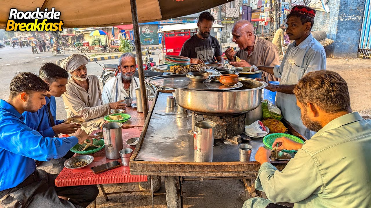 DISCOVER THE CHEAPEST MINI DHABA IN LAHORE | PUNJABI PAKISTAN STREET ...