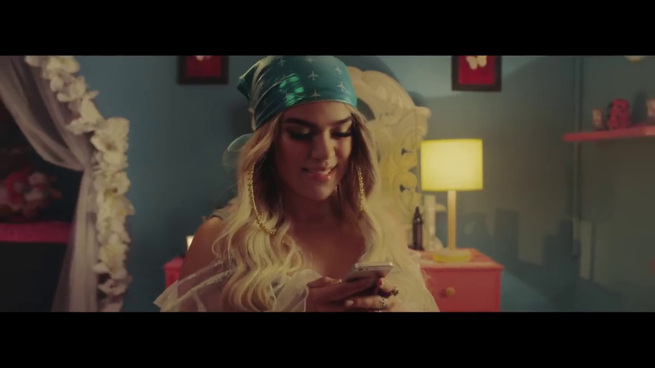 Karol G Mi Cama - YouTube
