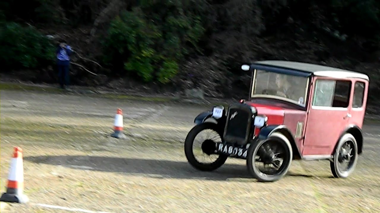 10- Brooklands VSCC (2014) (Austin Trial + Drive-by) - YouTube
