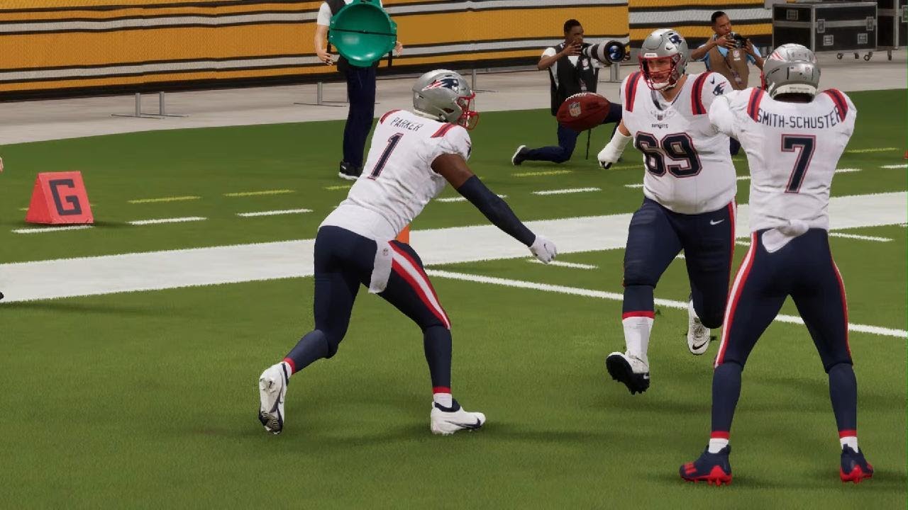 Thursday Night Football - New England Patriots at Pittsburgh Steelers ...