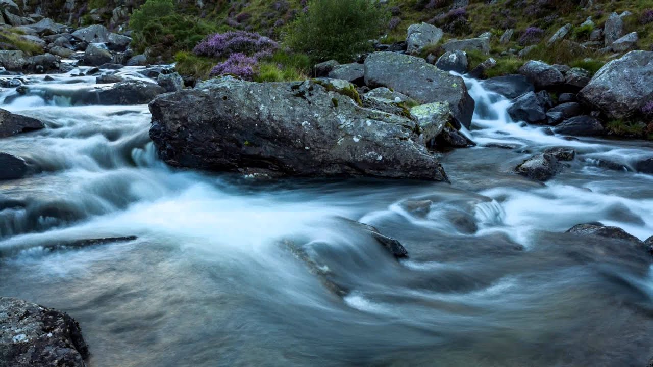 Long exposure waterfall time lapse - YouTube