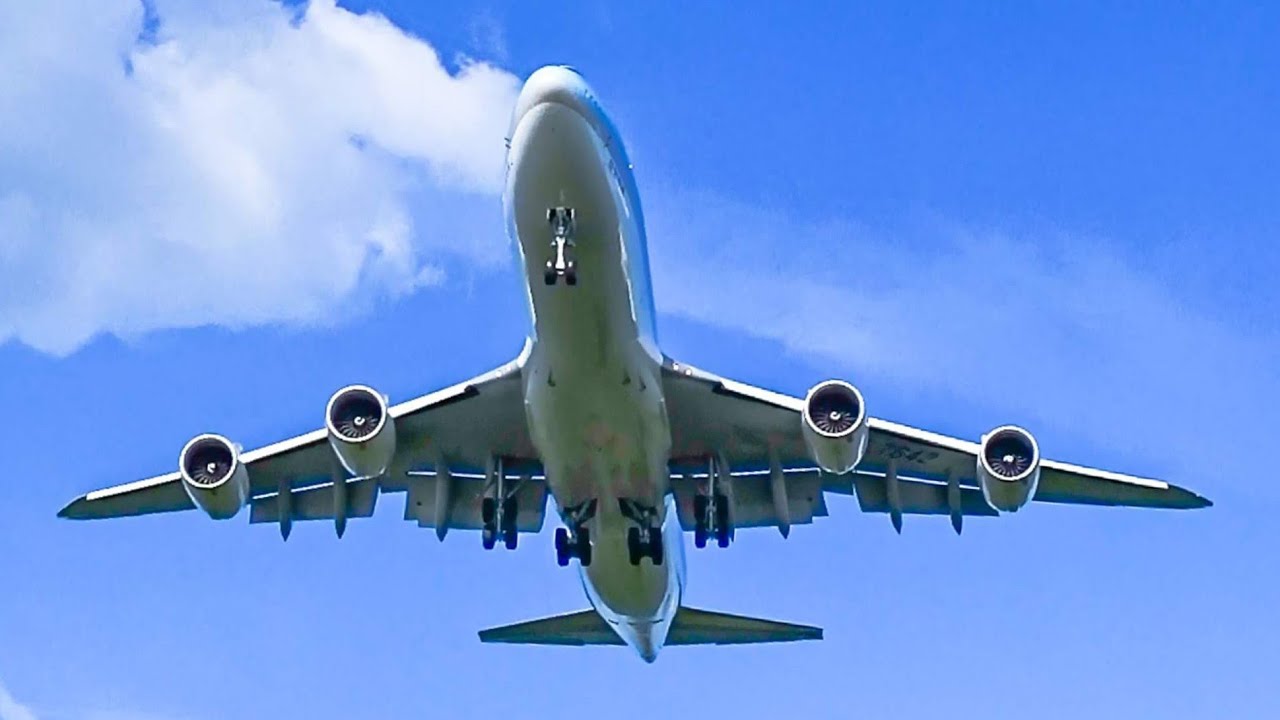 AMAZING Boeing 747 Low Overhead Landings at Frankfurt Airport! Air ...