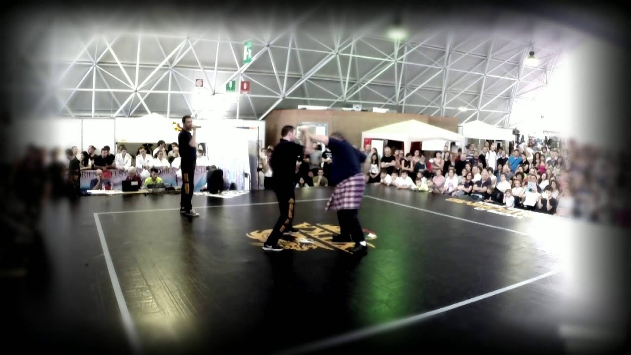 KESA Magda Institute- Kali MI, Dimostrazione di combattimento con ...