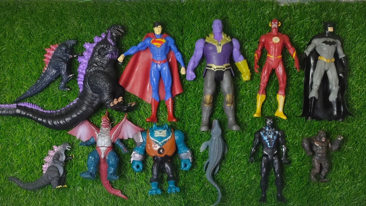 Thanos, Shin Godzilla, Godzilla Earth, Batman, Superman, Mosasaurus ...