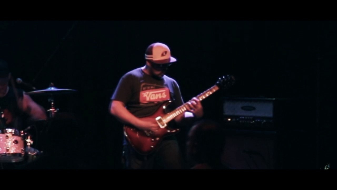 phantom racer - YouTube