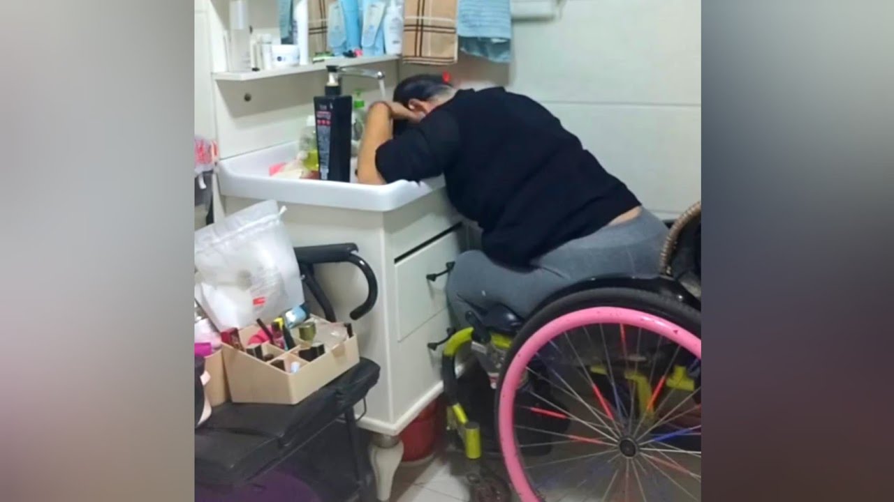Full Morning Routine | Paraplegic Girl | Wheelchair Lady - YouTube