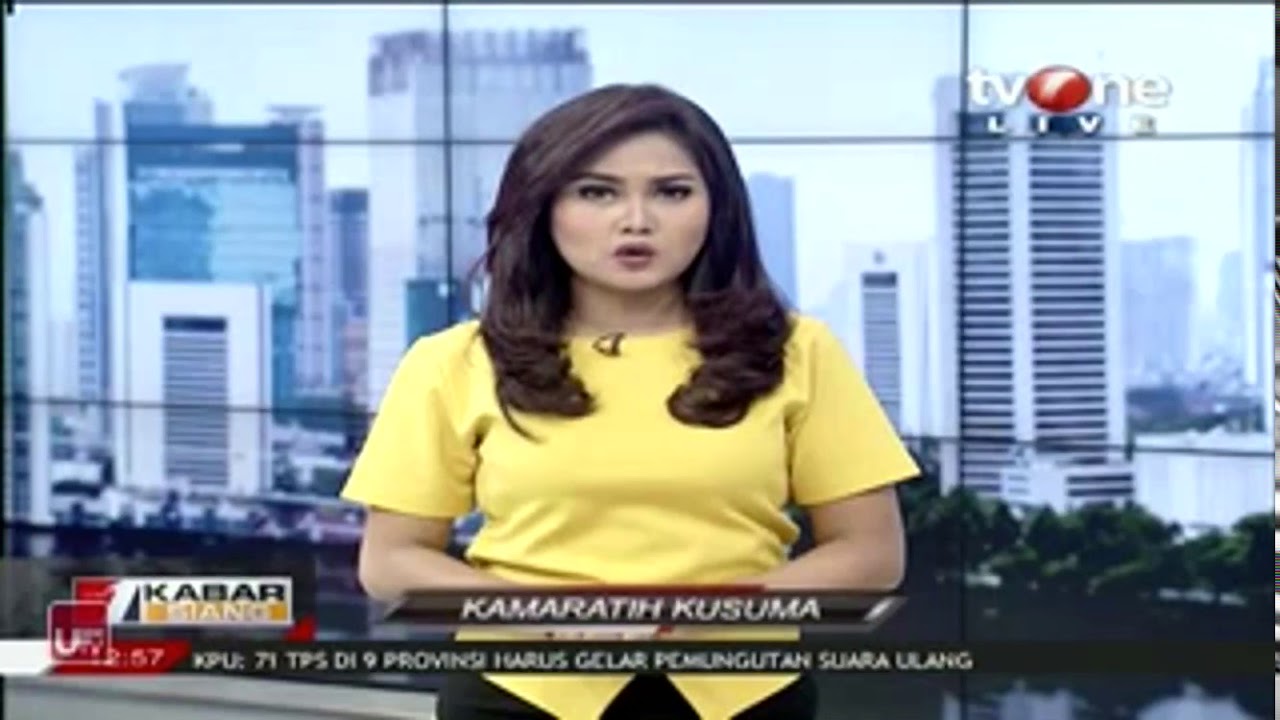 JPO KM 34 TOL JORR BAMBU APUS MASIH BELUM BERFUNGSI PASCA DITABRAK ...