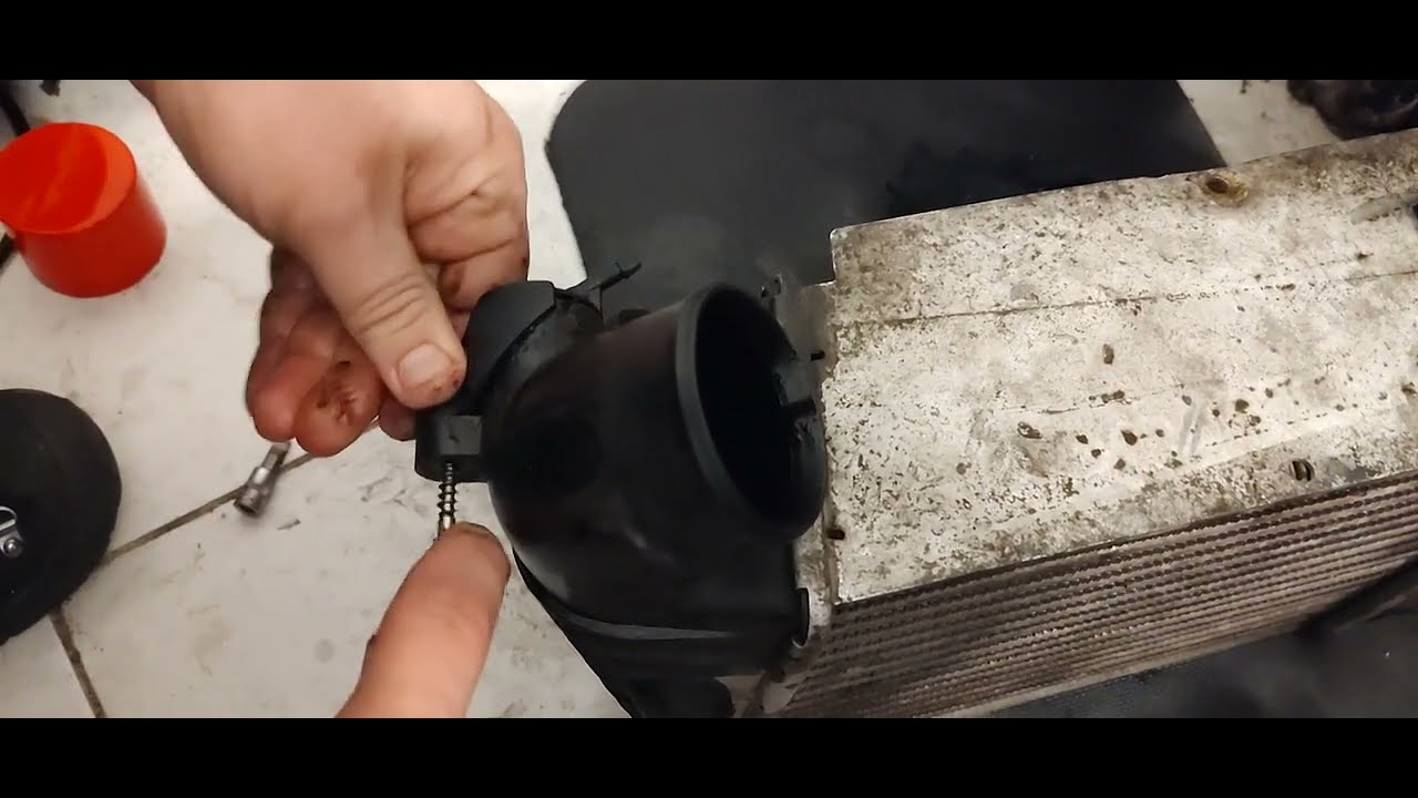 Audi Intercooler Cleaning/Clean - YouTube