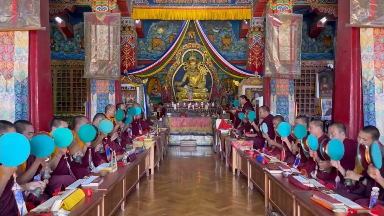 Throema puja at zangdhok palri monastery Kalimpong ...