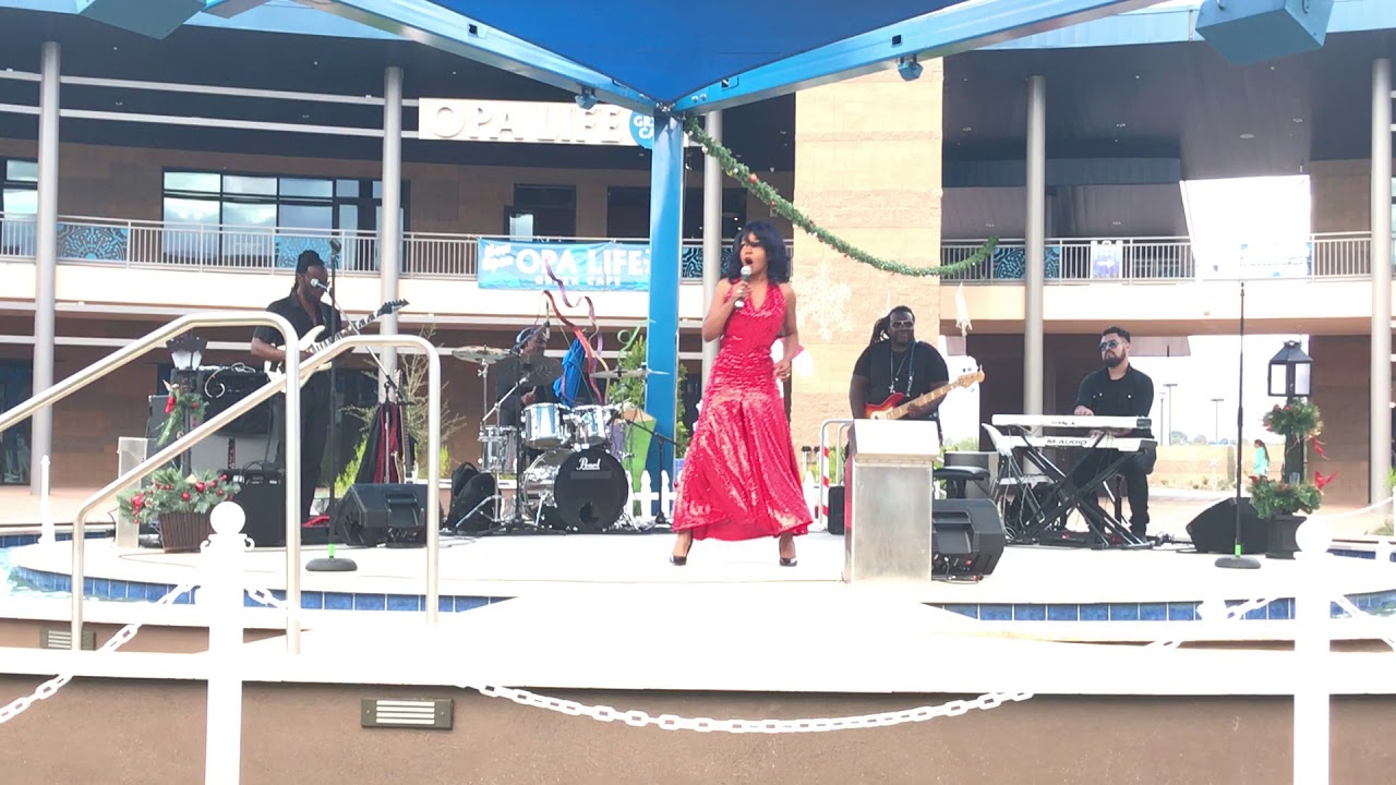 Ricci Benson Gives Christmas Tribute to Natalie Cole 2017 - YouTube