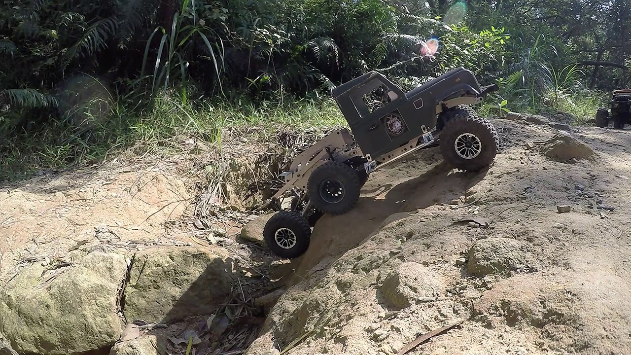 6X6 SUSPENSION TEST old vs new - YouTube