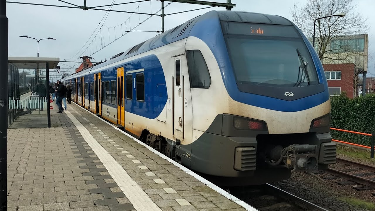 NS FLIRT vertrekt uit station Gilze-Rijen richting Breda! - YouTube