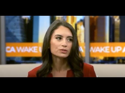 Krysia Lenzo Talking Taylor Swift Economy - YouTube