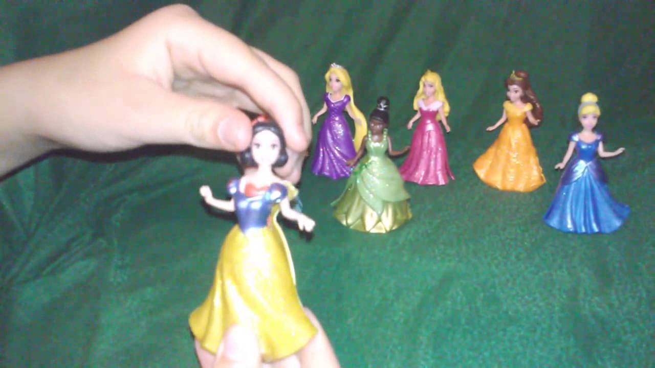 Amy reviews The Disney Princess Magic Clip Collection - YouTube