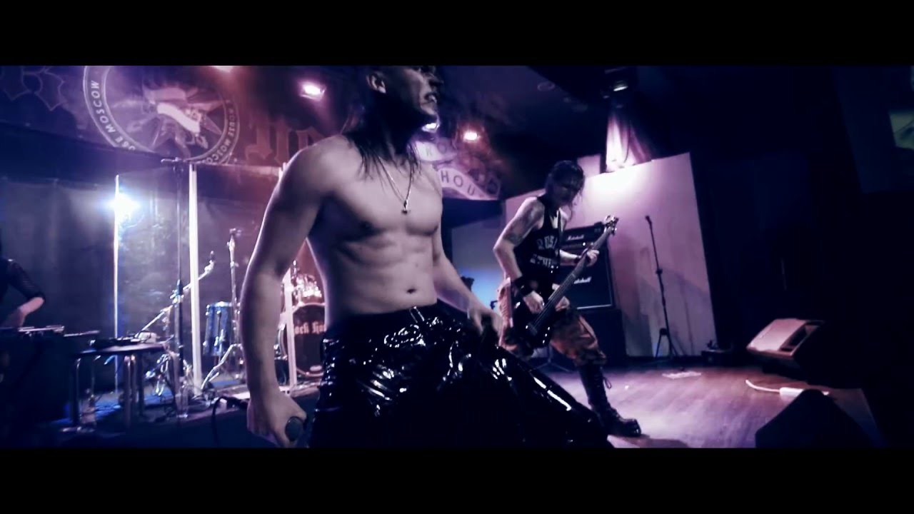 CENTHRON - Asgard (Live Moskau 2013) - YouTube