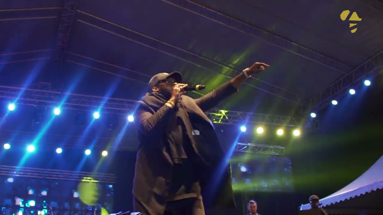 Tarrus Riley - Love's Contagious Live (Kampala UG2018) - YouTube