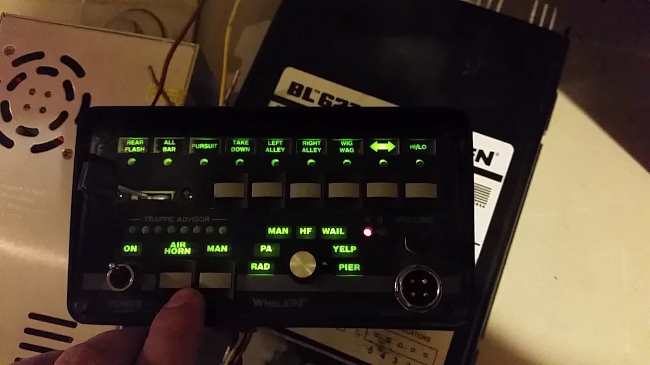 FiveM Whelen B-Link Rumbler Fivem Ready Siren Preview - YouTube