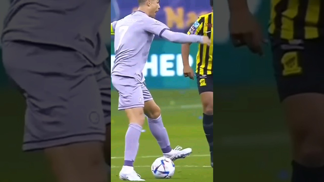 Skills Cristiano Ronaldo 🐐♥️ #shorts #short #football #ronaldo - YouTube